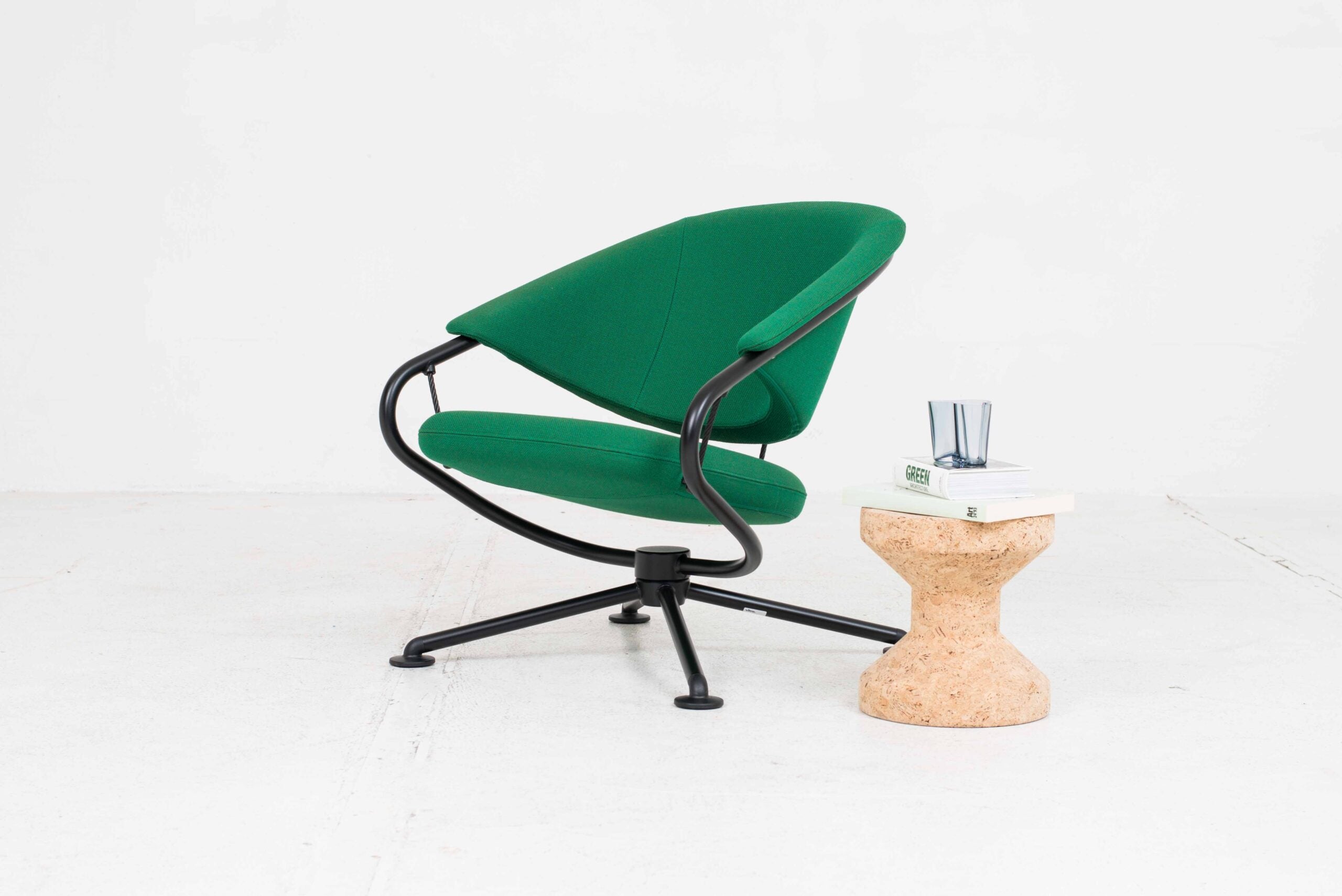 Vitra Citizen Lowback Sessel von Konstantin Grcic – 2nd home