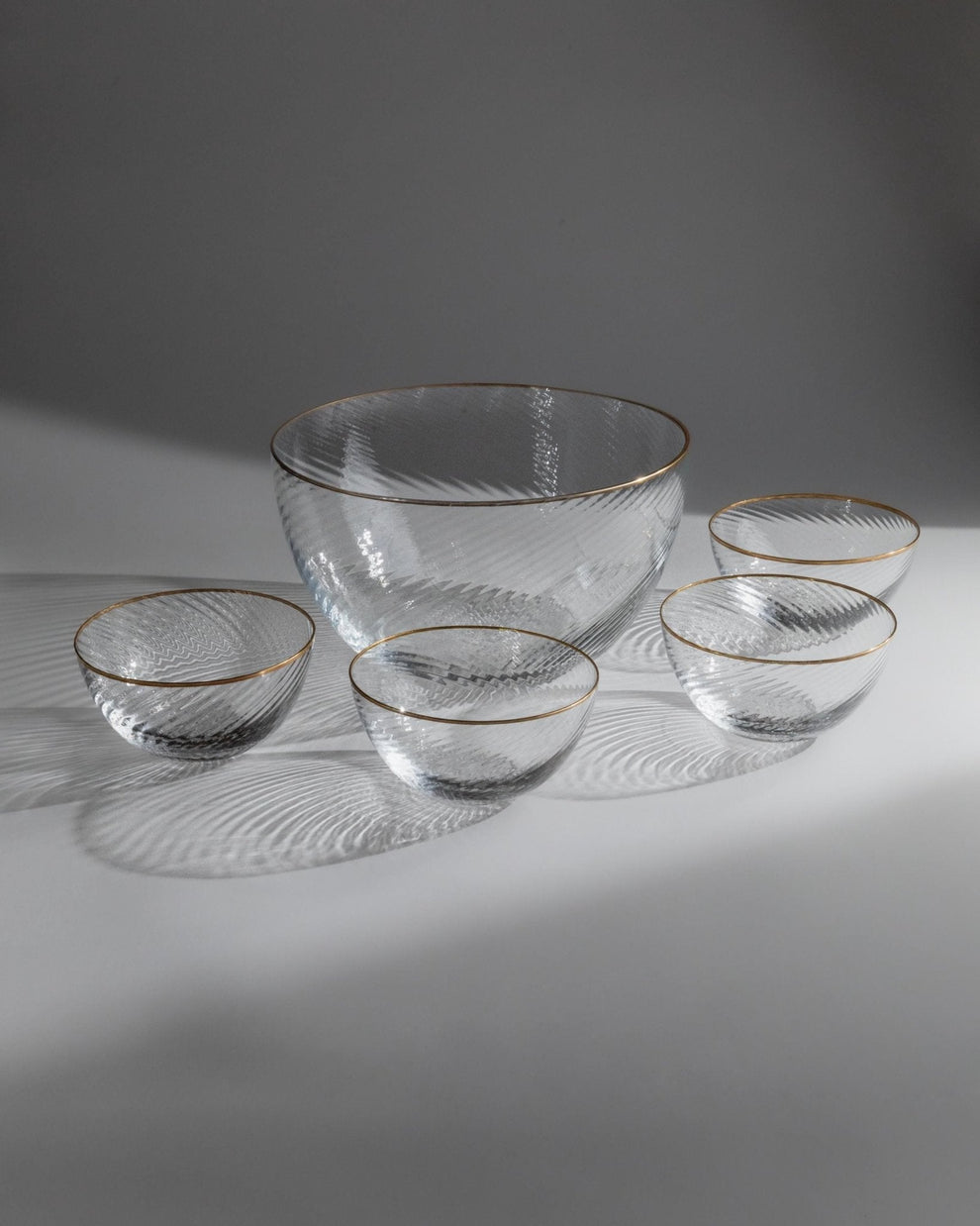 Vintage Glass Bowl Set 1970s | Textured gold rim – 2nd home