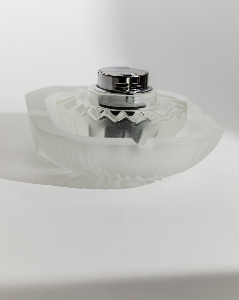 Vintage ashtray and table lighter set, shell shape – 2nd home