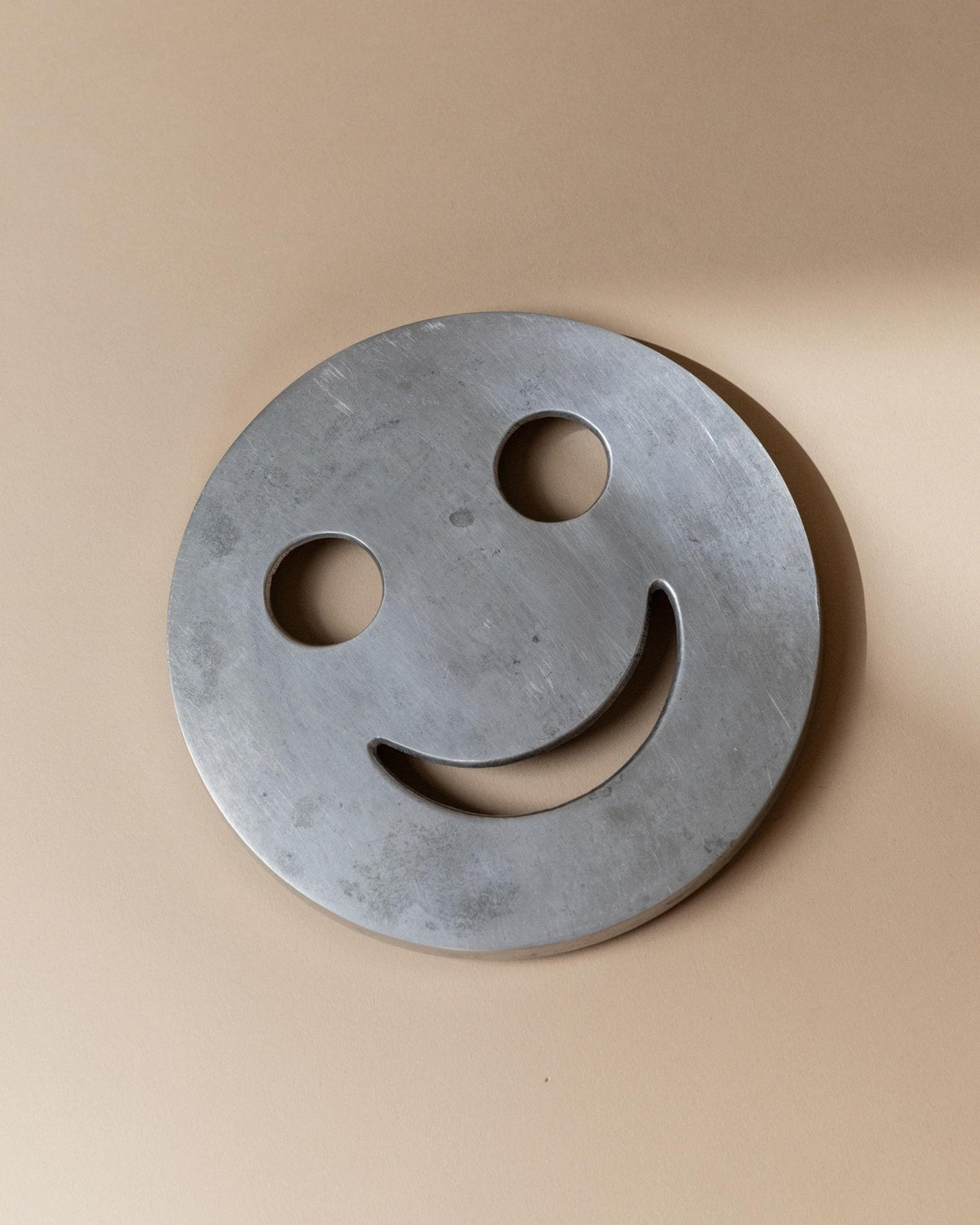 Vintage Smiley Face Coaster Metal Italy 1980s Retro – 2nd home